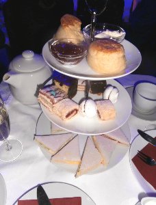 » WIEN / Scala: TEA & SYMPATHYOnline Merker
