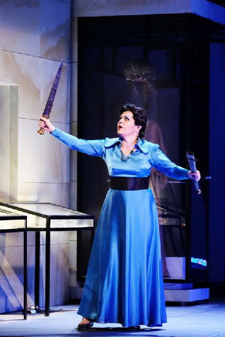 » KARLSRUHE/ Badisches Staatstheater: ELEKTRA. PremiereOnline Merker