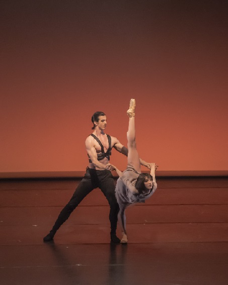 » MÜNCHEN/ Bayerisches Staatsballett: „À JOUR“. NeuproduktionOnline Merker