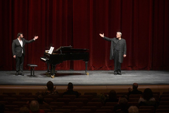 » FRANFURT/ Opernhaus: „ZELJKO LUCIC“ – Arien- und Liederabend Online ...