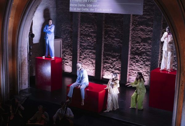 » BERLIN / Theater im Delphi: L’ITALIANA IN ALGERI von GIOACHINO ...